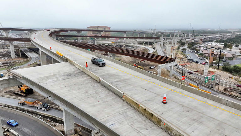 Traffic alert: Closures coming this weekend at I-10, Loop 1604
