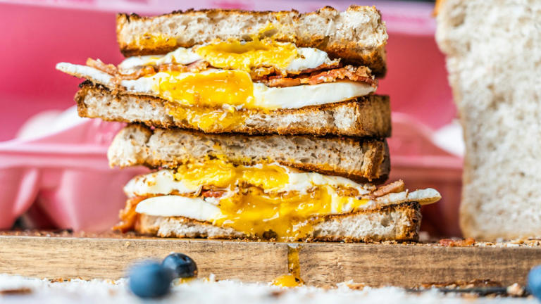 Kroger breakfast staples that cook in minutes