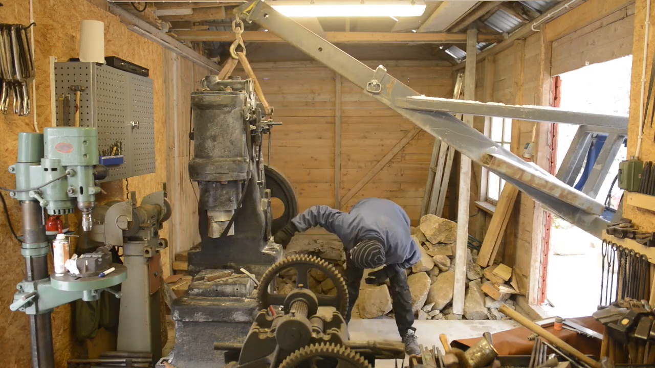 How a power hammer can change your DIY projects