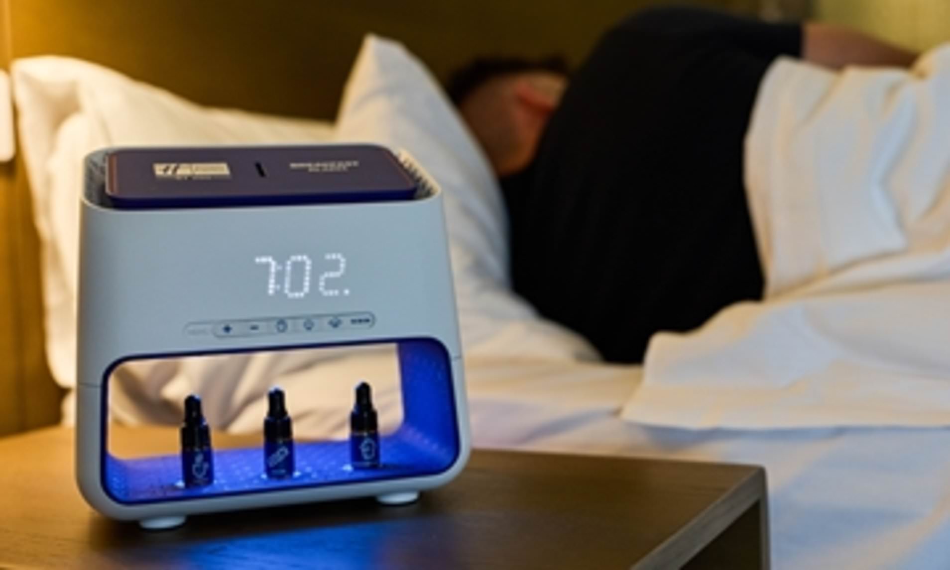 Holiday Inn chain blasted by guests for adding bacon-scented alarm ...