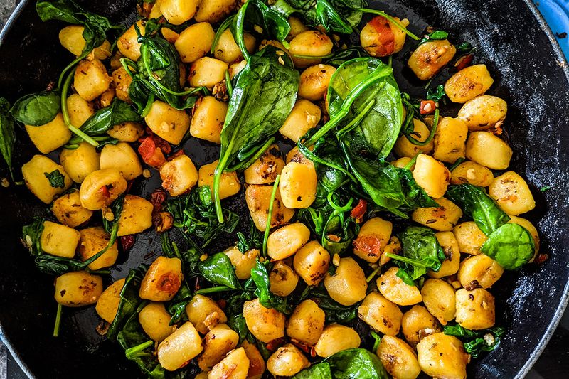 7 Speedy Dinner Recipes That Taste Like You Made An Effort