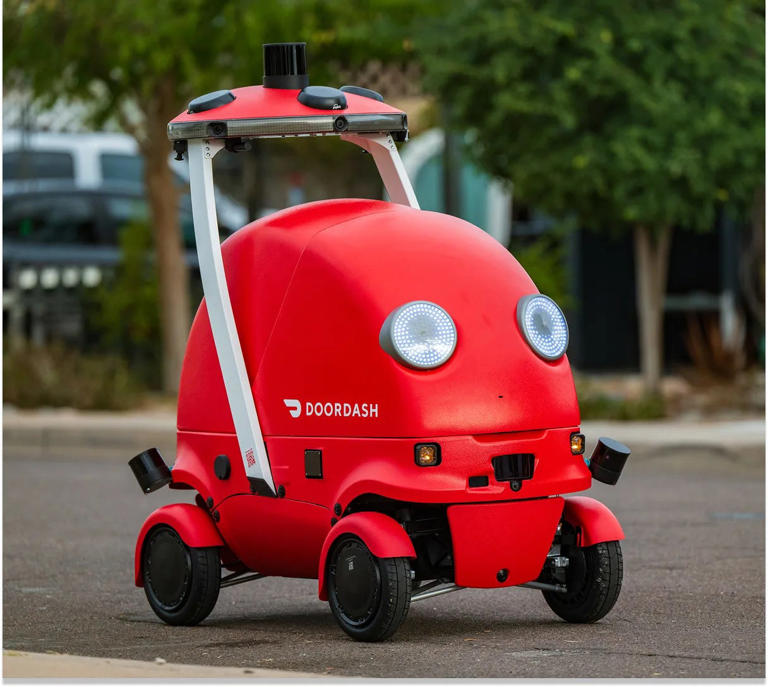 These Arizona residents can now get DoorDash deliveries by robot car