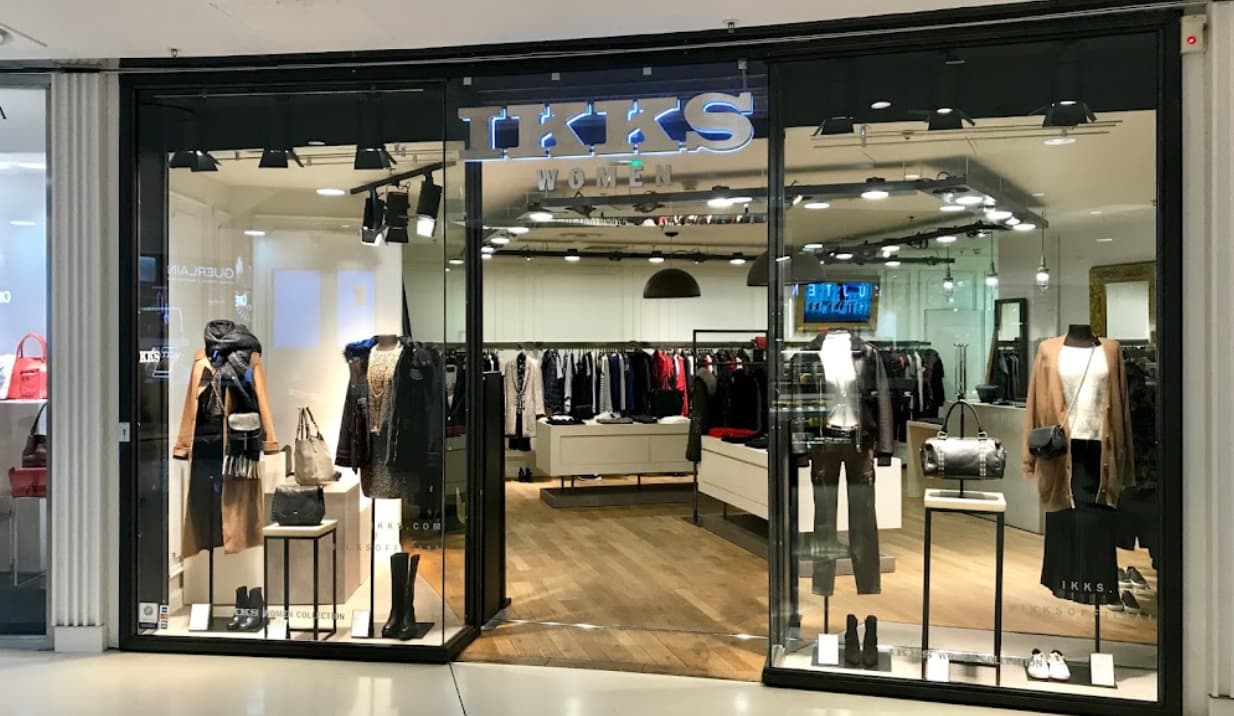Plus de 1.000 emplois menacés: l'enseigne de mode chic et urbaine IKKS ...