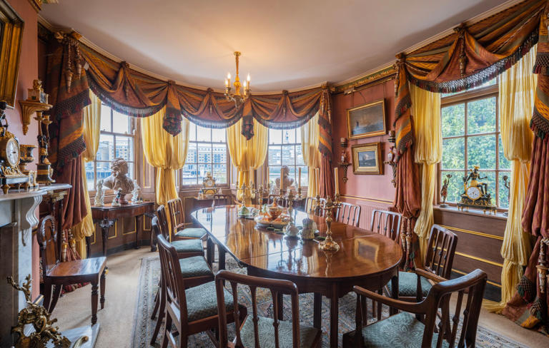 Extremely rare Georgian dockmaster's house by Tower Bridge and built ...