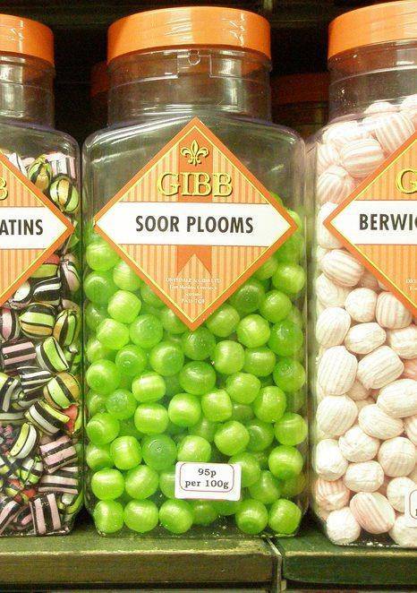 Scottish nostalgia: 10 beloved retro sweets from yesteryear you'll ...