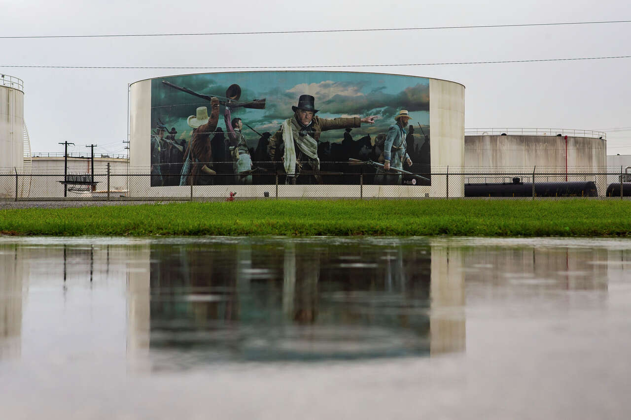 Build the Ike Dike to secure the Gulf of America | Opinion