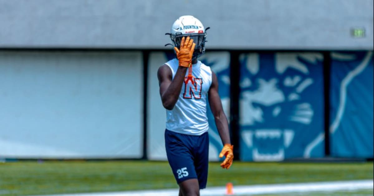 South Carolina offers fast-rising 2027 defensive back