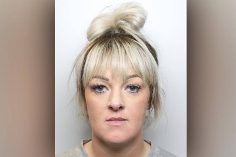 Prison officer cries in dock as she's sentenced over relationship with ...