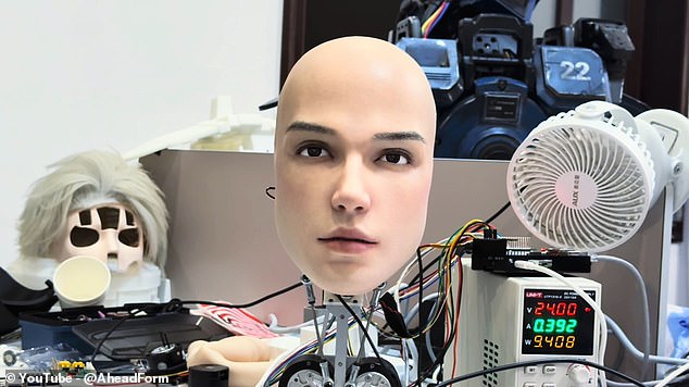Uncanny Valley! Creepy robotic head has eerily human-like facial ...