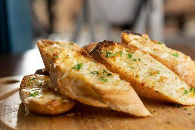 'I tried garlic bread from all UK retailers and one supermarket is ...