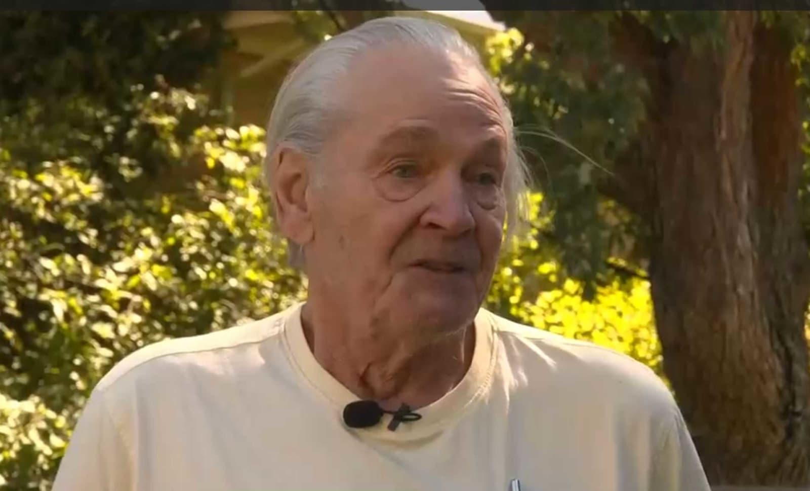 Tearful business owner in MAGA city details pain Trump’s policies are ...