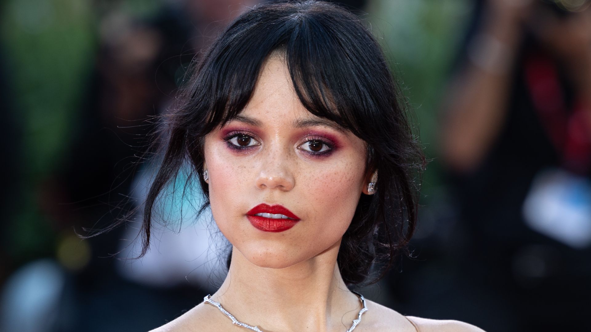 Fringe Benefits: 20 Face-Framing Hairstyles