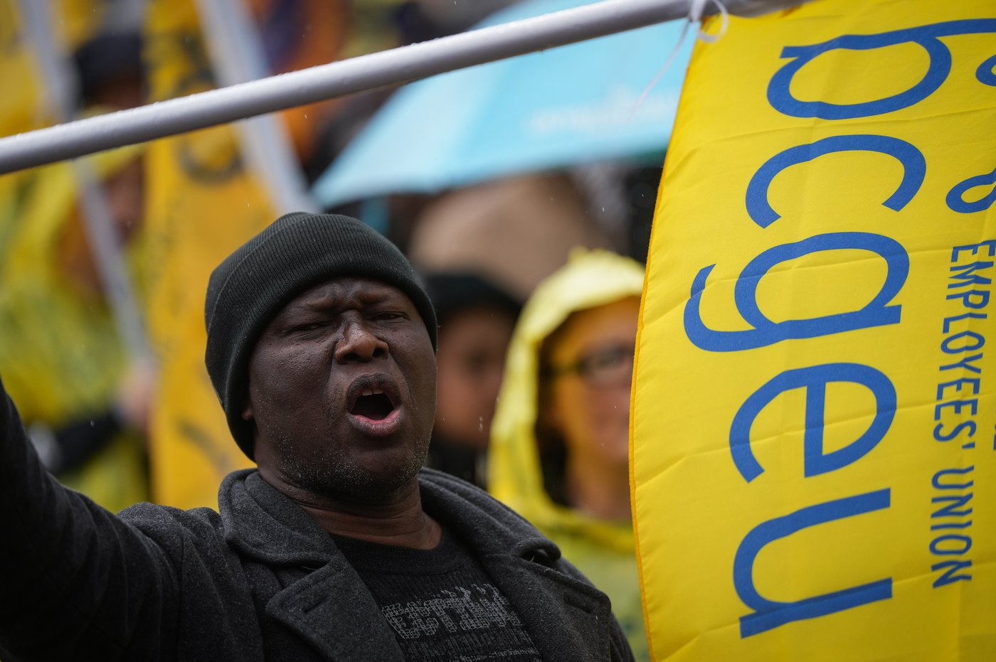 Contract talks break down between B.C. and community health workers: union