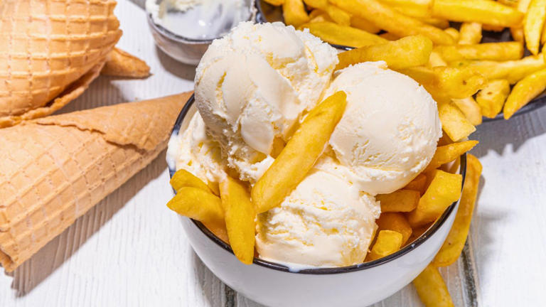 12 Surprisingly Delicious Junk Food Pairings You Need To Try