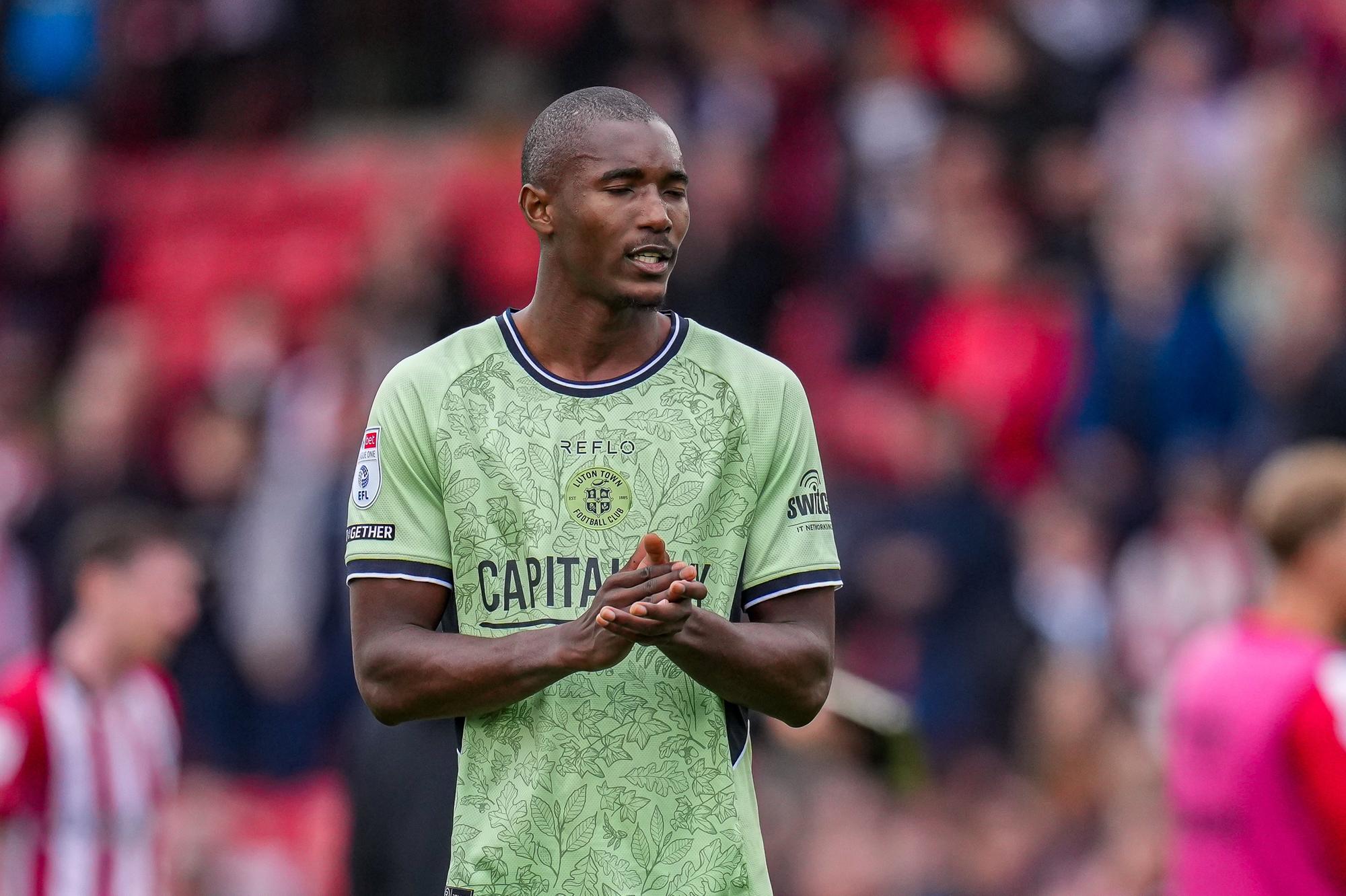 Bloomfield hadn't considered signing a full back on a free as he ...