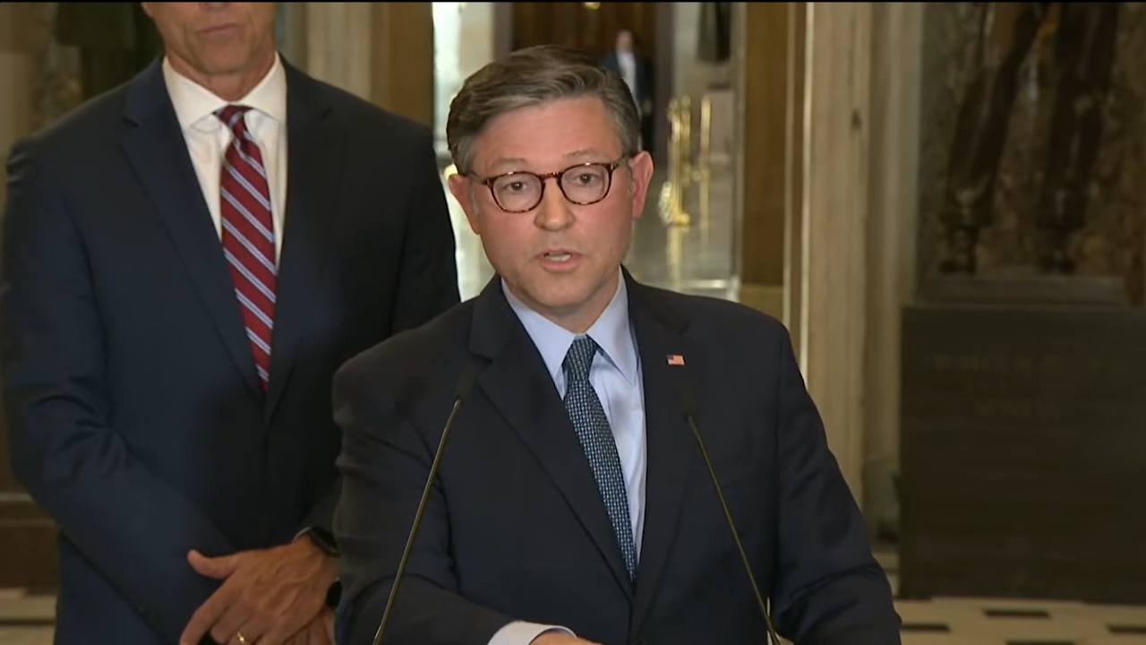 'People Are Having Fun': Mike Johnson Treats Government Shutdown Like A ...