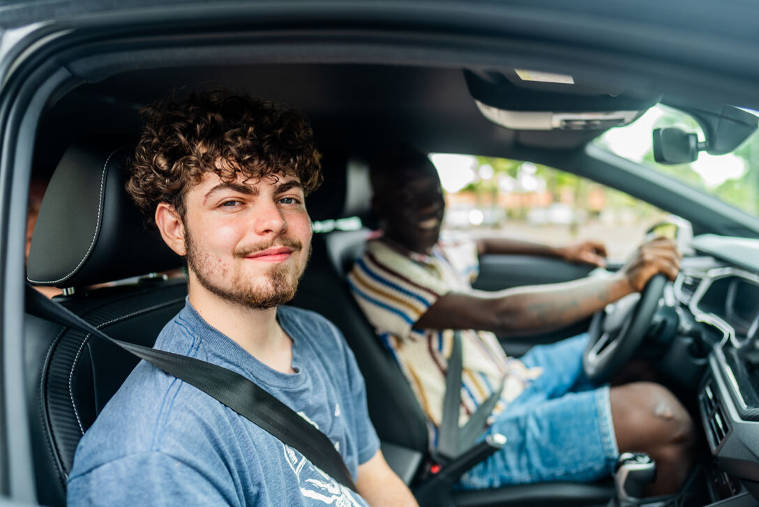 I’m bringing my boyfriend home to dinner. Do I tell my parents he’s ...