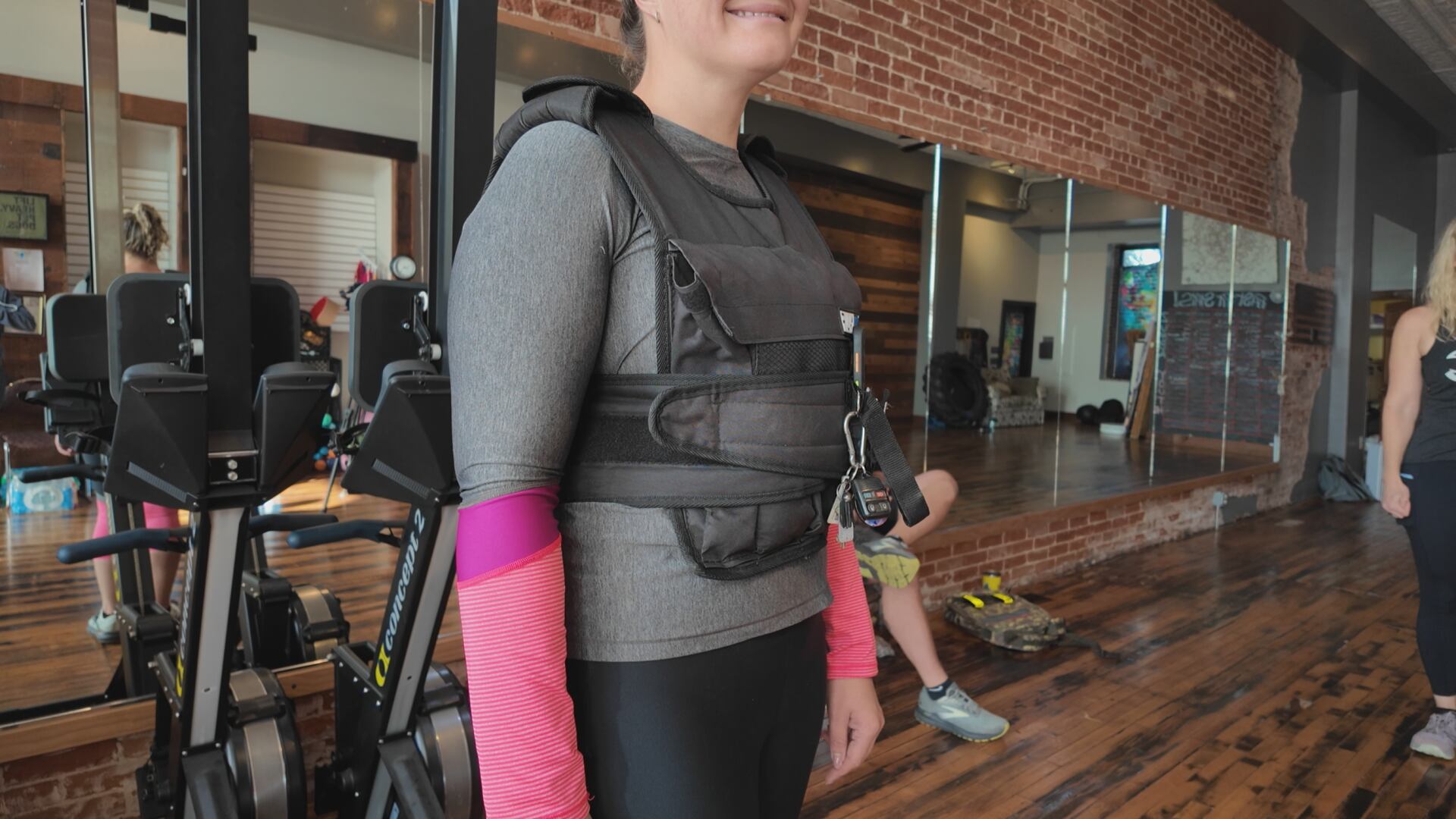 What to know about popular weighted vest workout trend