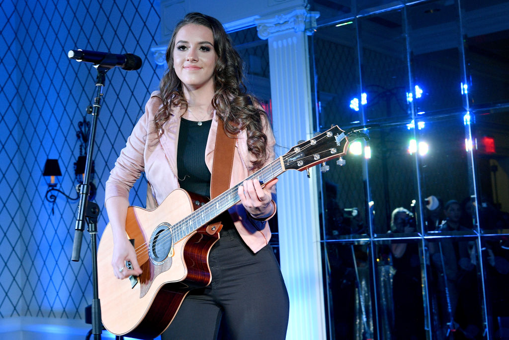 Keith Urban's Guitarist Maggie Baugh's Dad Responds to Dating Rumors ...