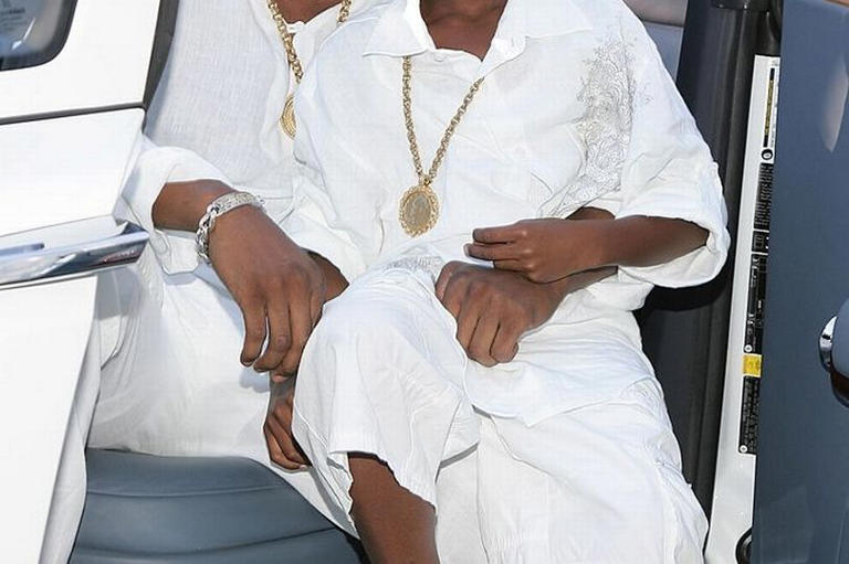 P Diddy's twins, 18, in tears at sentencing as they worry about growing ...