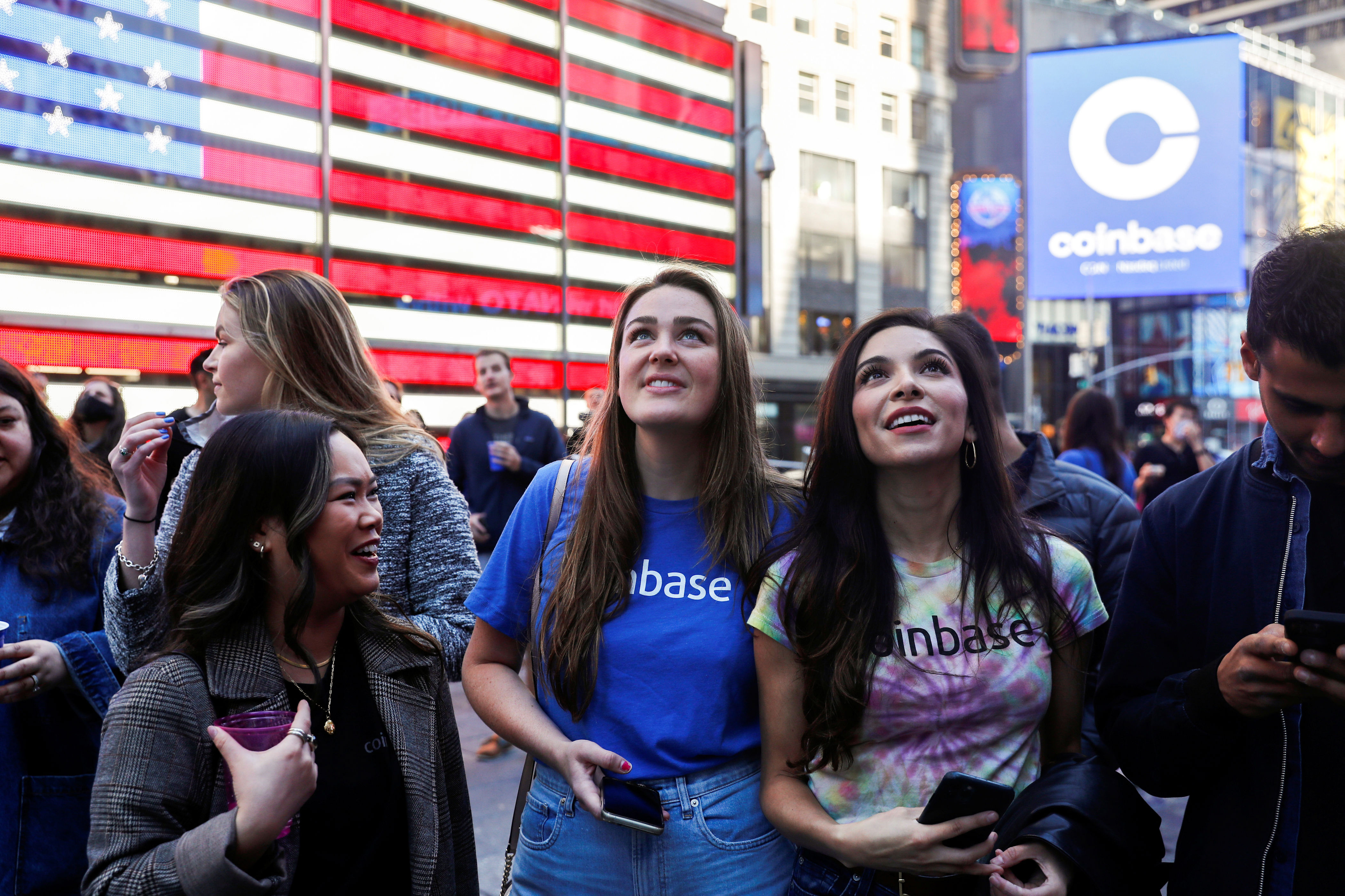 Coinbase applies for federal trust banking license, says 'we have no ...