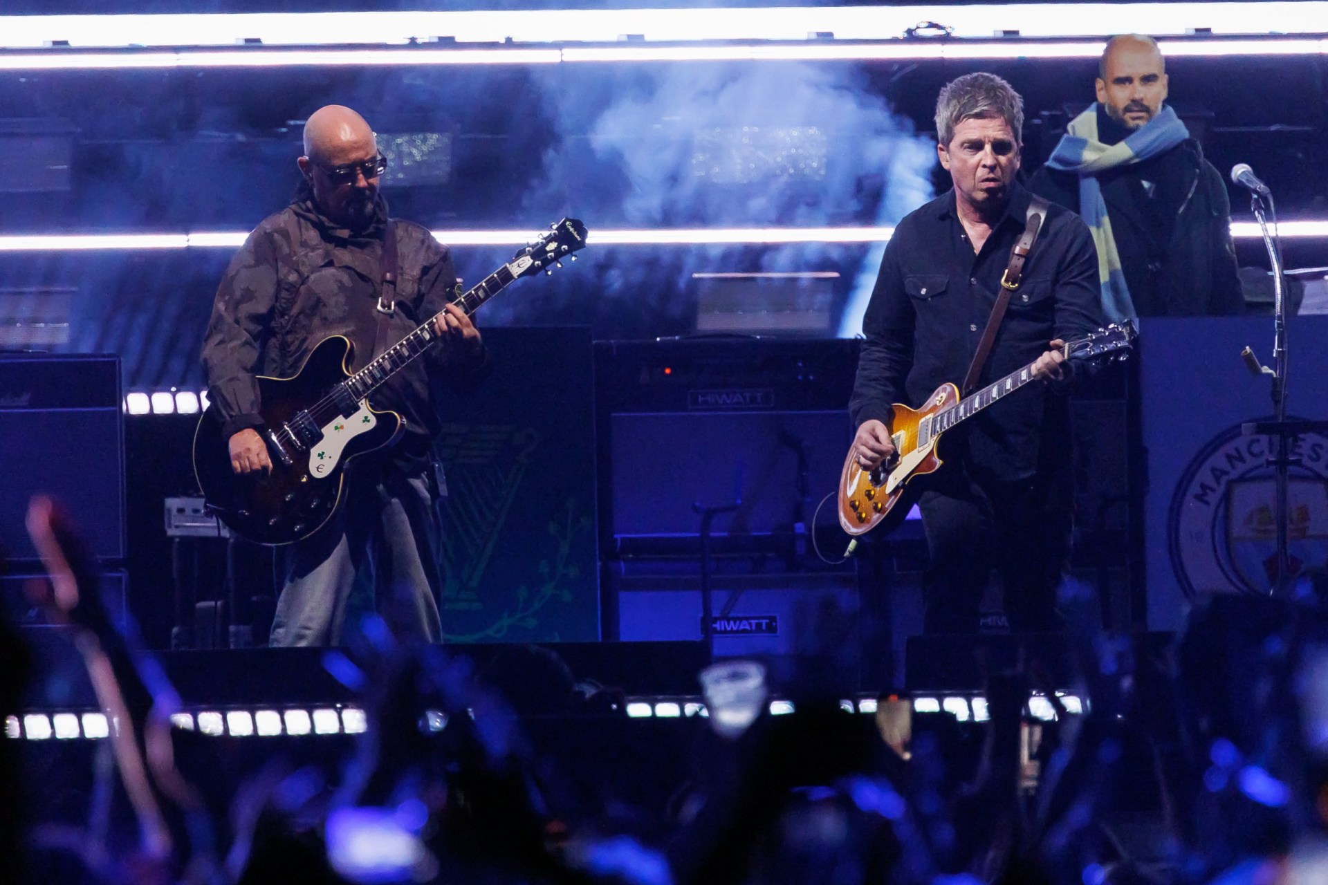 Oasis' Bonehead cancels tour after cancer diagnosis