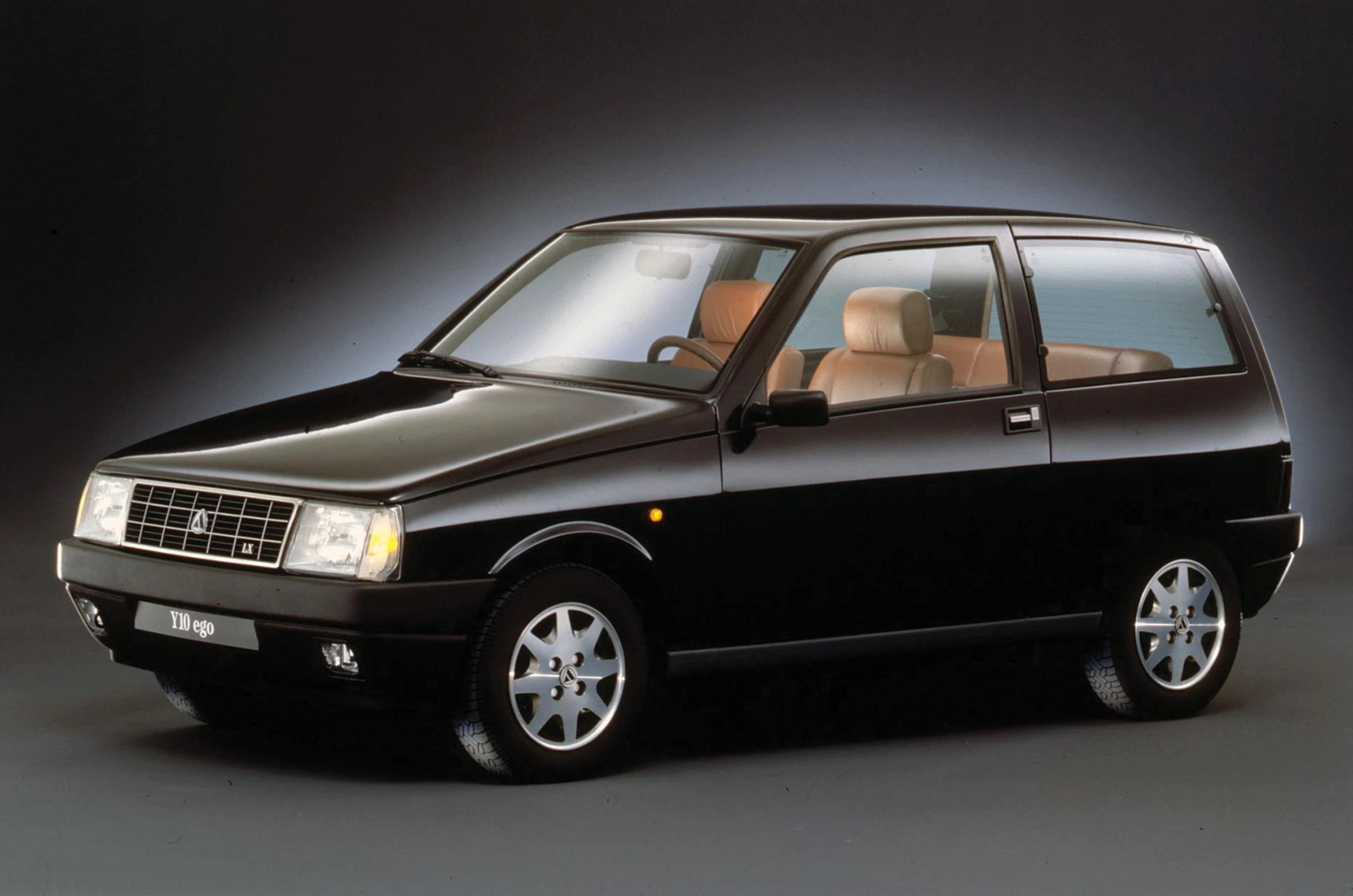 10 top luxury compact cars