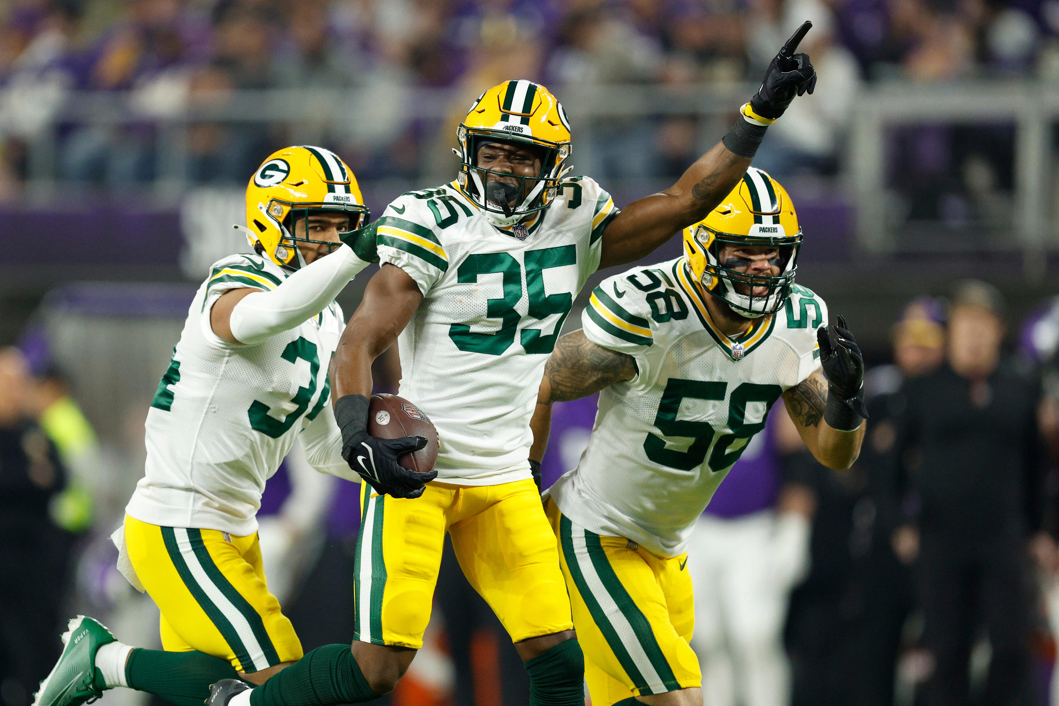 Cowboys reunite with veteran former Giants, Packers cornerback for '26