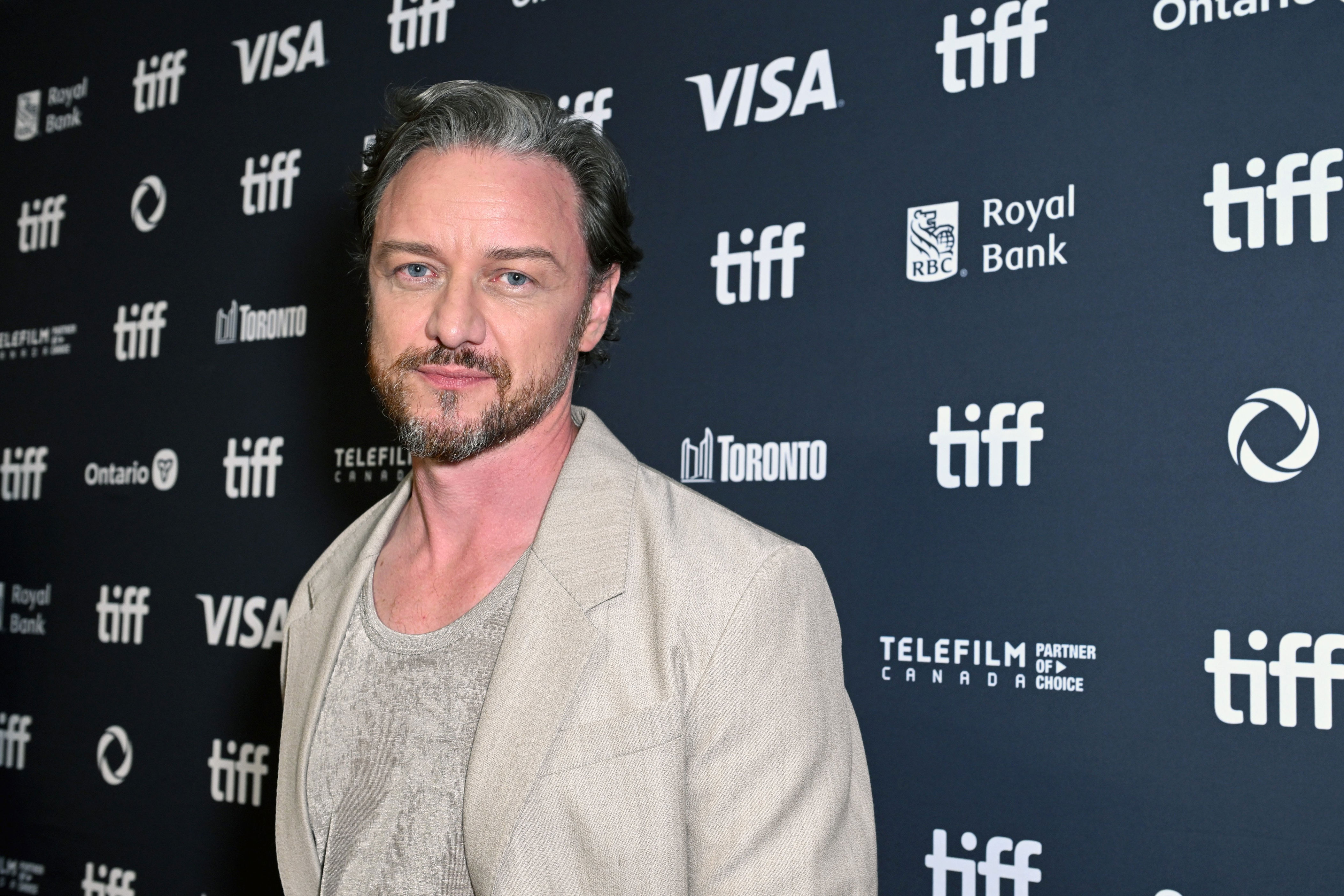 James McAvoy goes on a date to a Toronto dive bar, gets decked