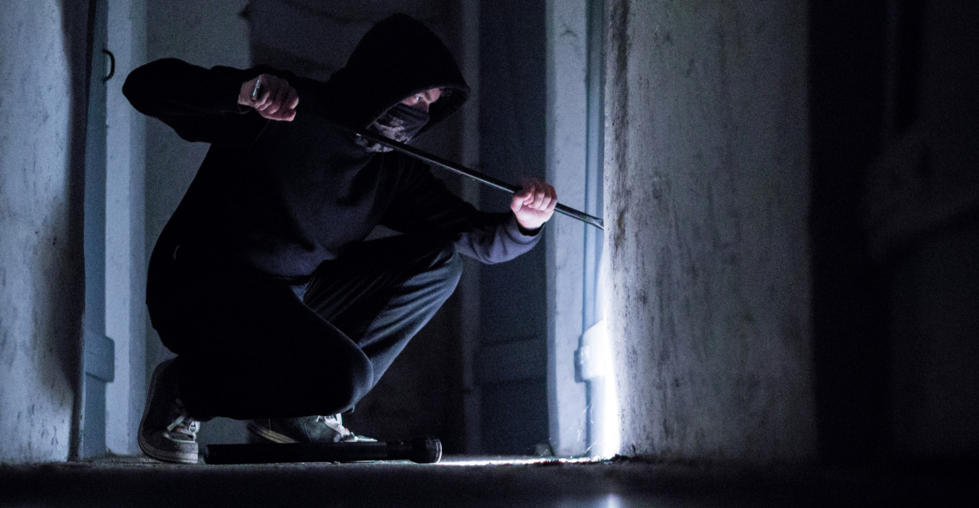 How to protect your home from burglaries