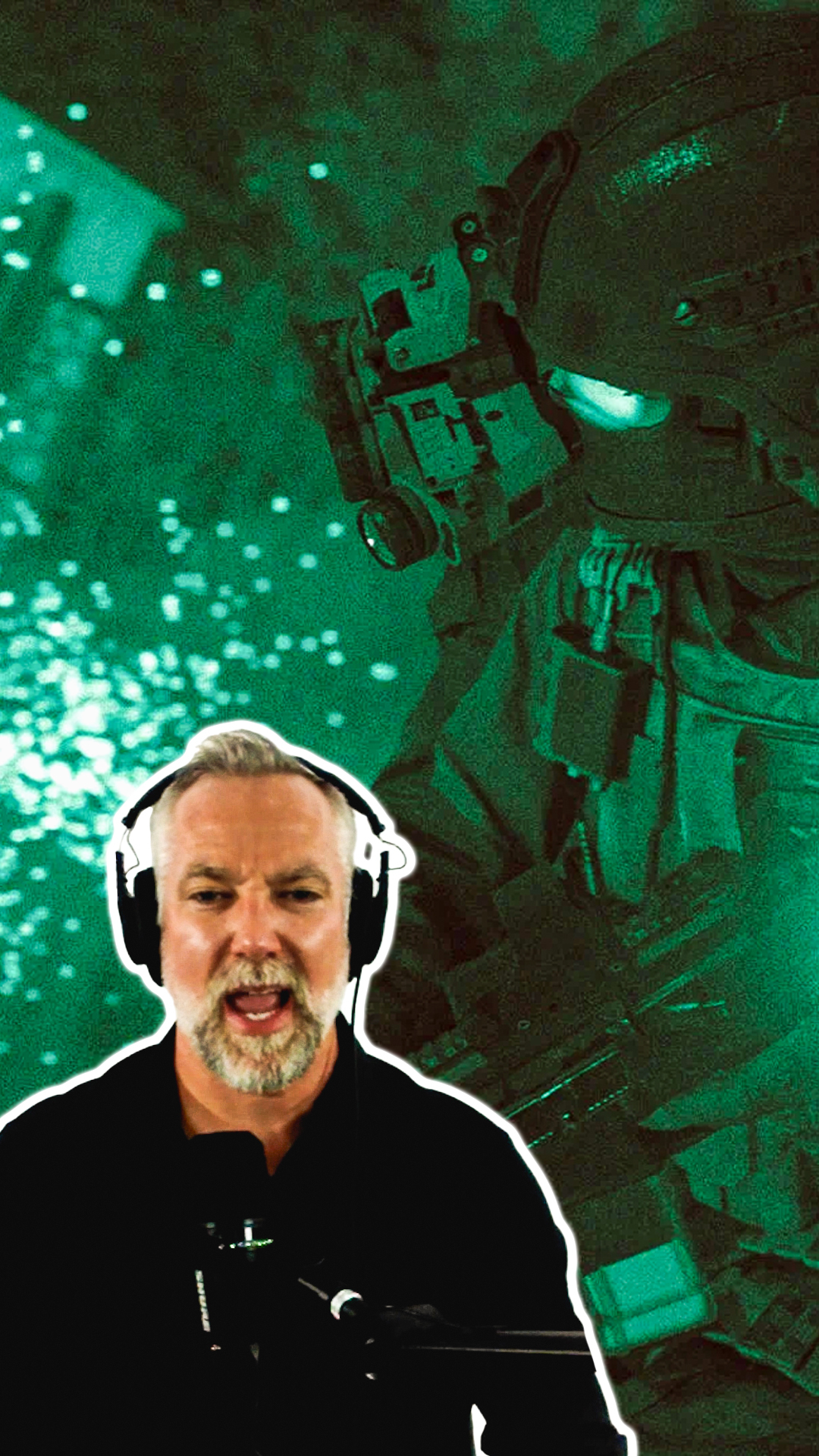 Ex-SEAL Breaks Down Modern Warfare Wolf’s Den!