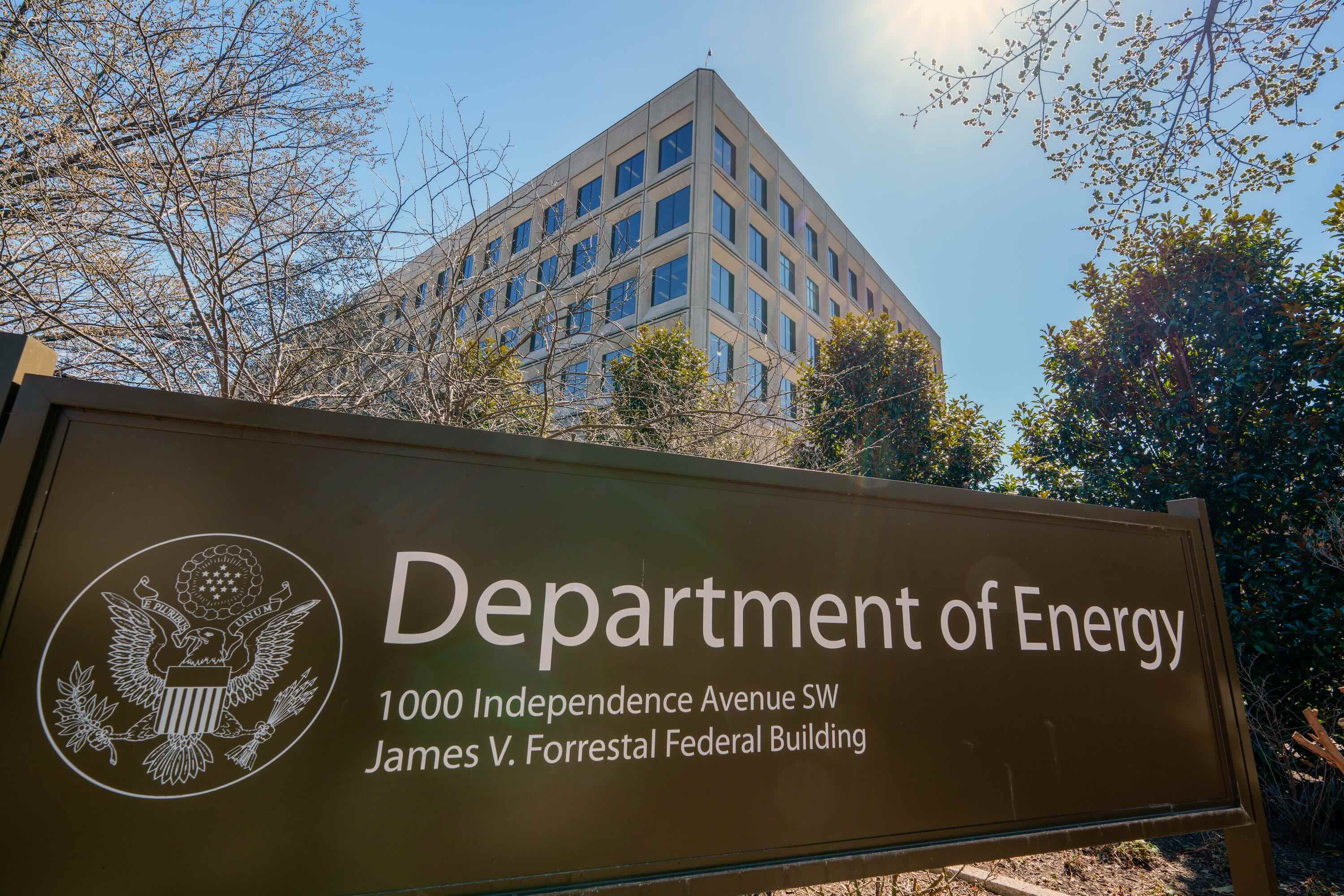 Trump Energy department drops renewables, promotes fusion in office ...
