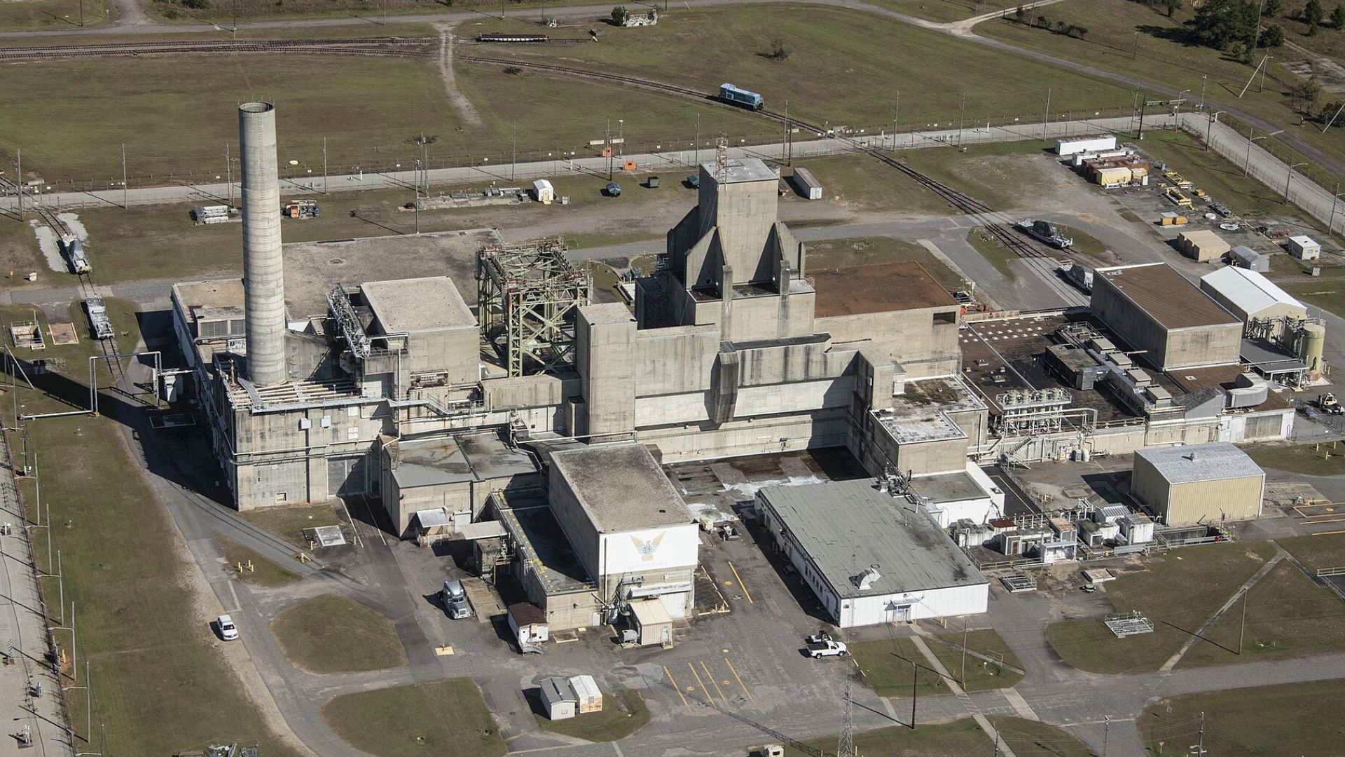 US plans to power AI data centers with advanced nuclear energy at ...