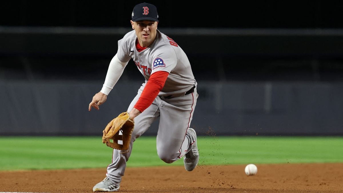 MLB: Red Sox aiming to make the best offer for Alex Bregman