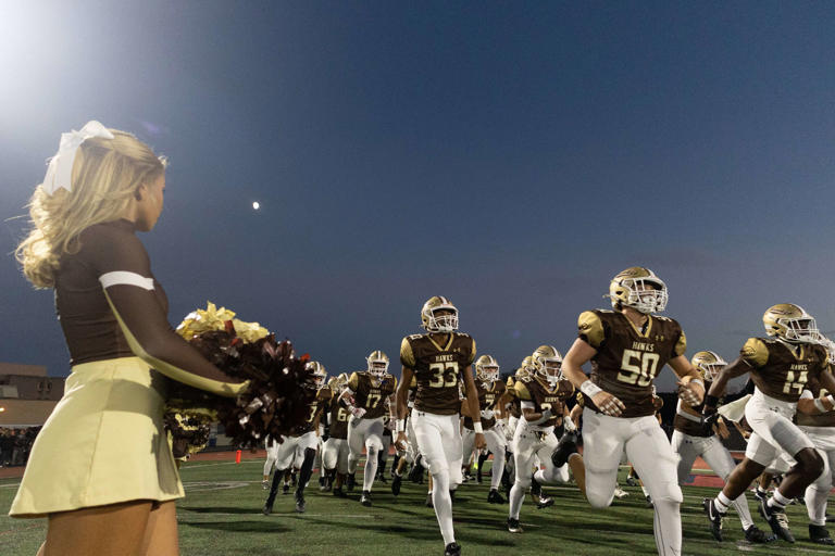 Freedom football continues its dominance of Bethlehem Catholic