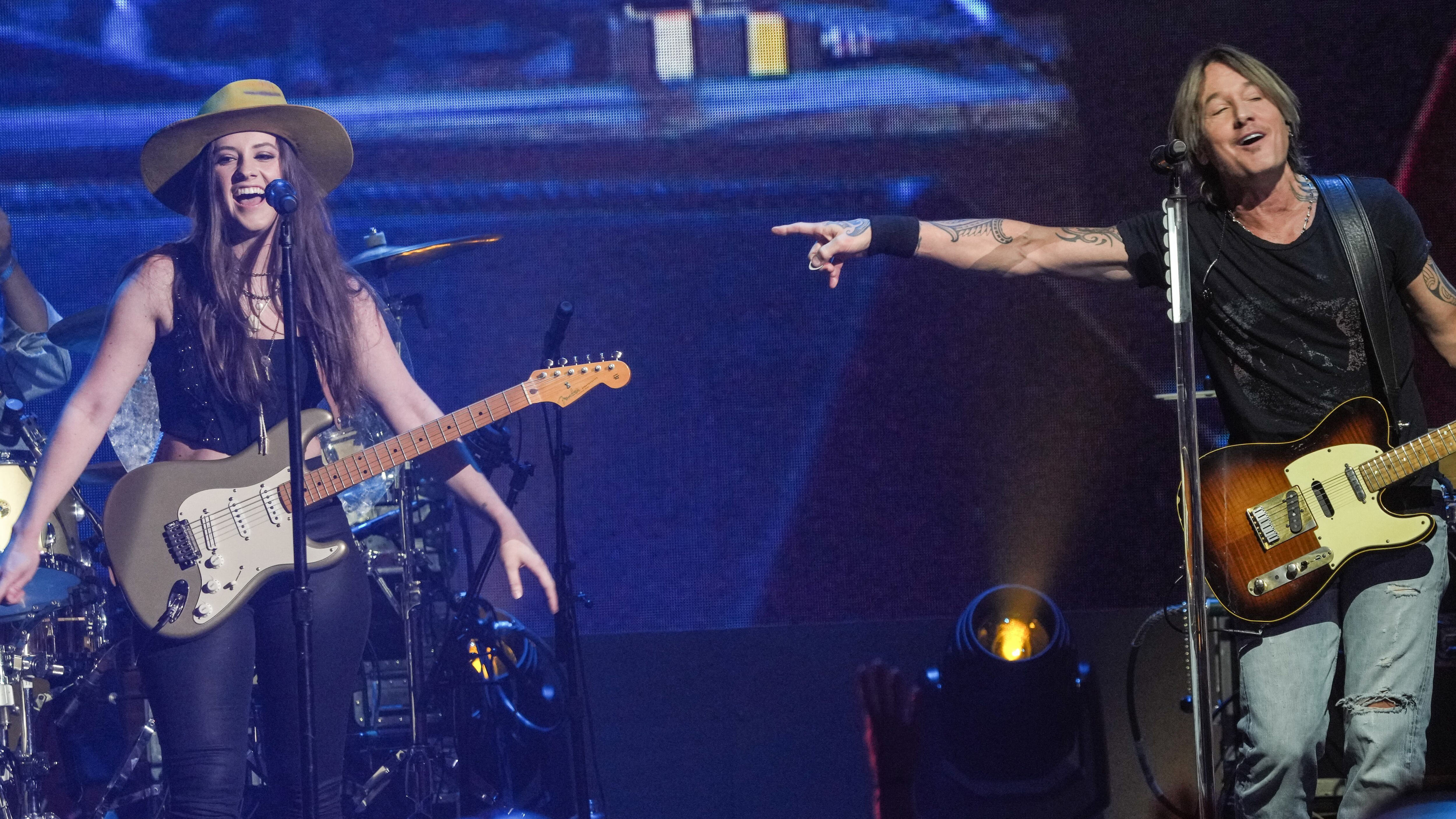 Keith Urban’s Guitarist Breaks Silence With Cryptic Message