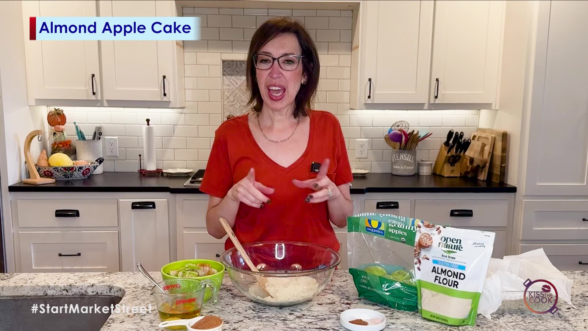 Kiss The Cook: Almond Apple Cake