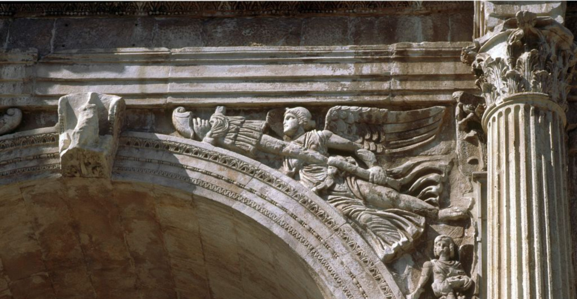 The hidden meaning behind Rome's famous arch monuments