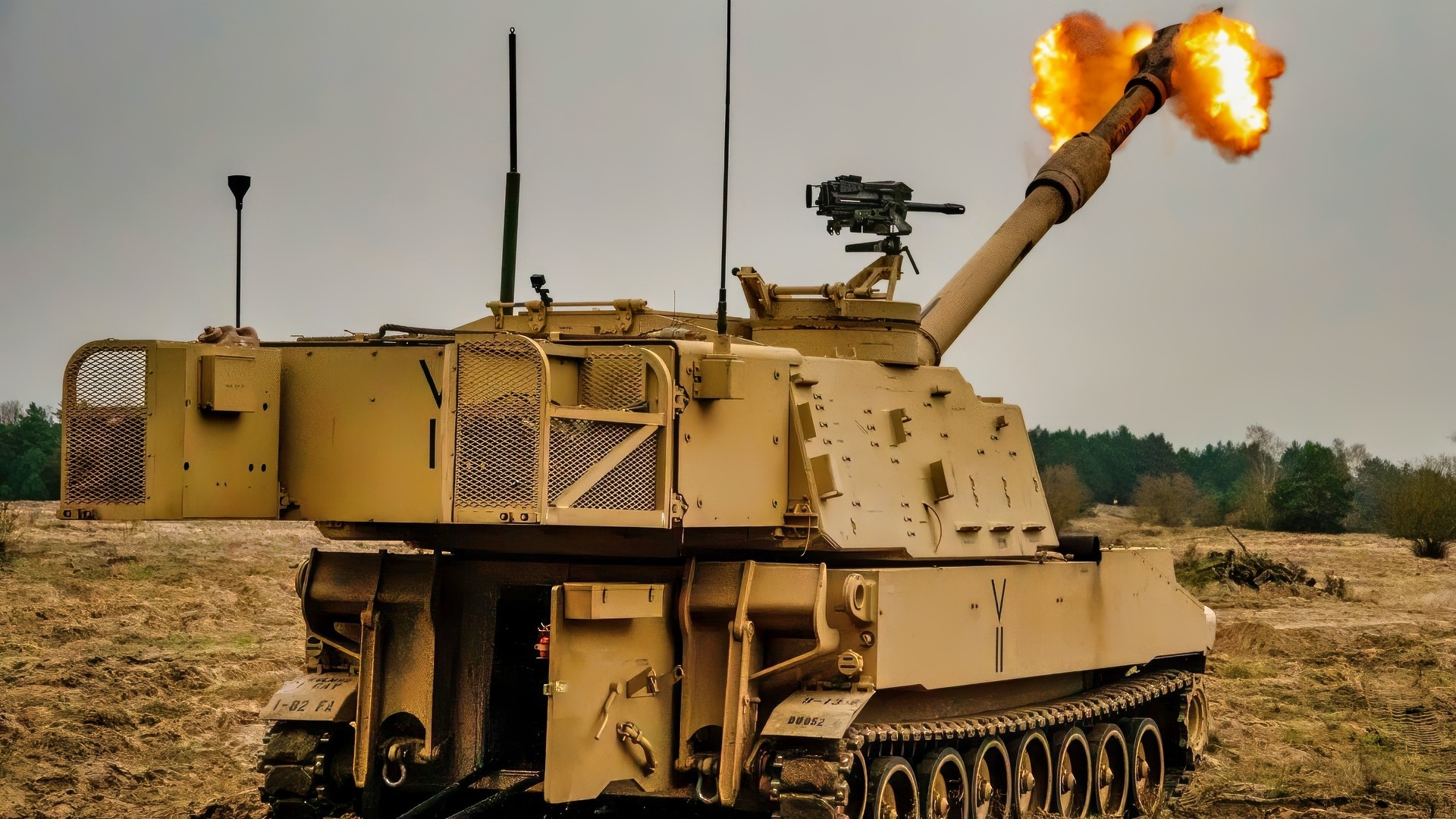 The XM2001 Crusader could fire 12 rounds per minute at 40 kilometers ...