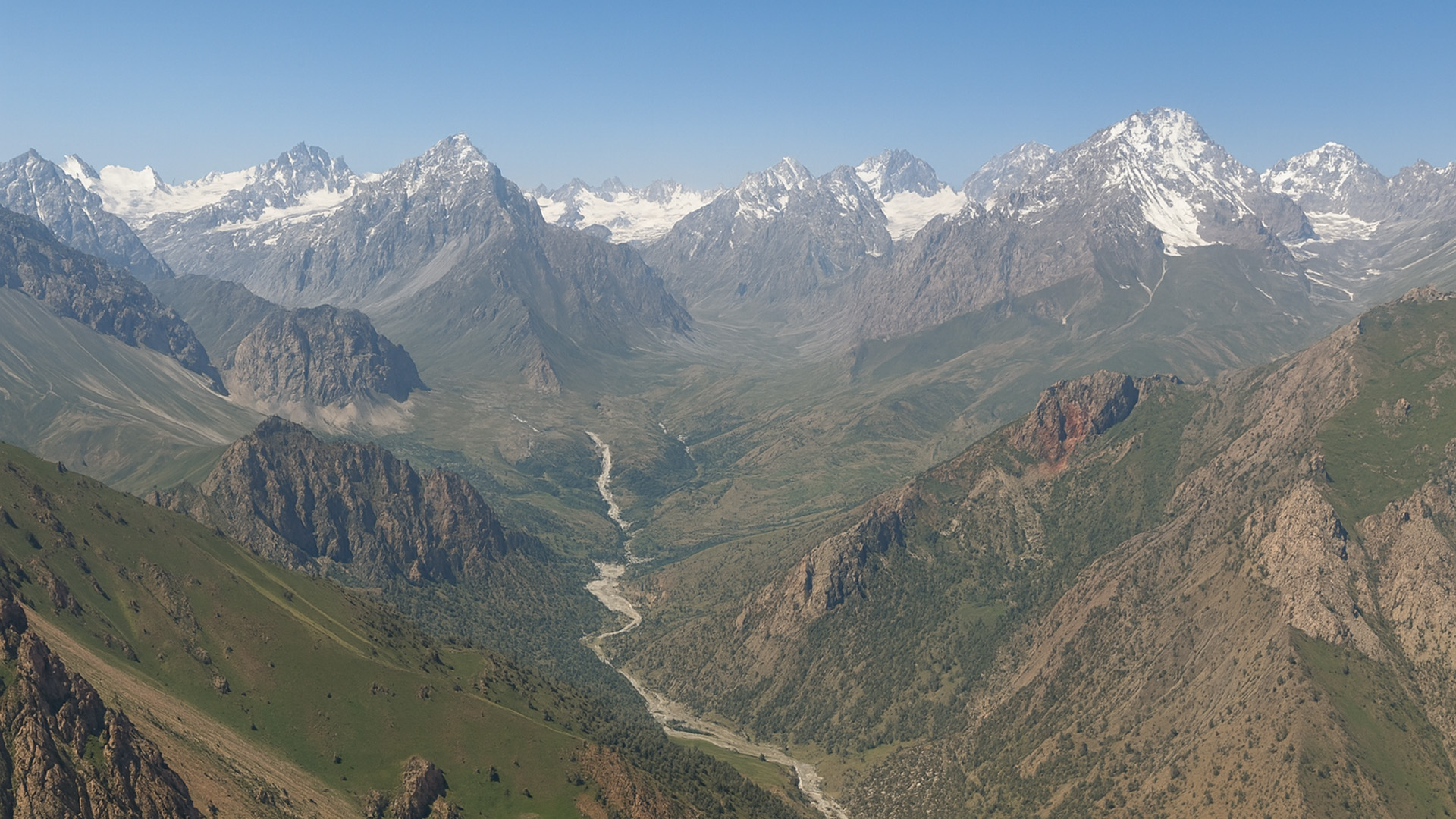 Montagnes de Sary Tac – Paysages du Tadjikistan en 4K