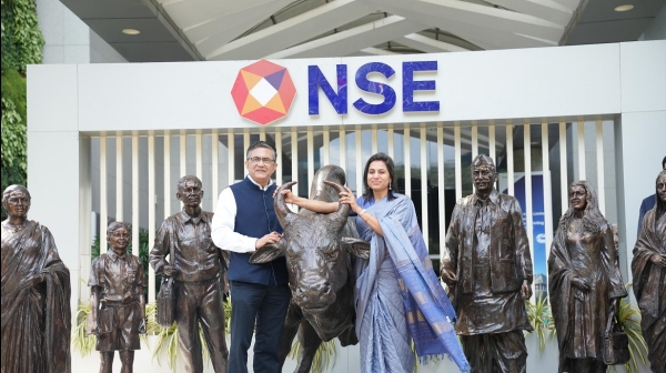 Cummins India Celebrates 30 Years On NSE With Bell Ringing Ceremony