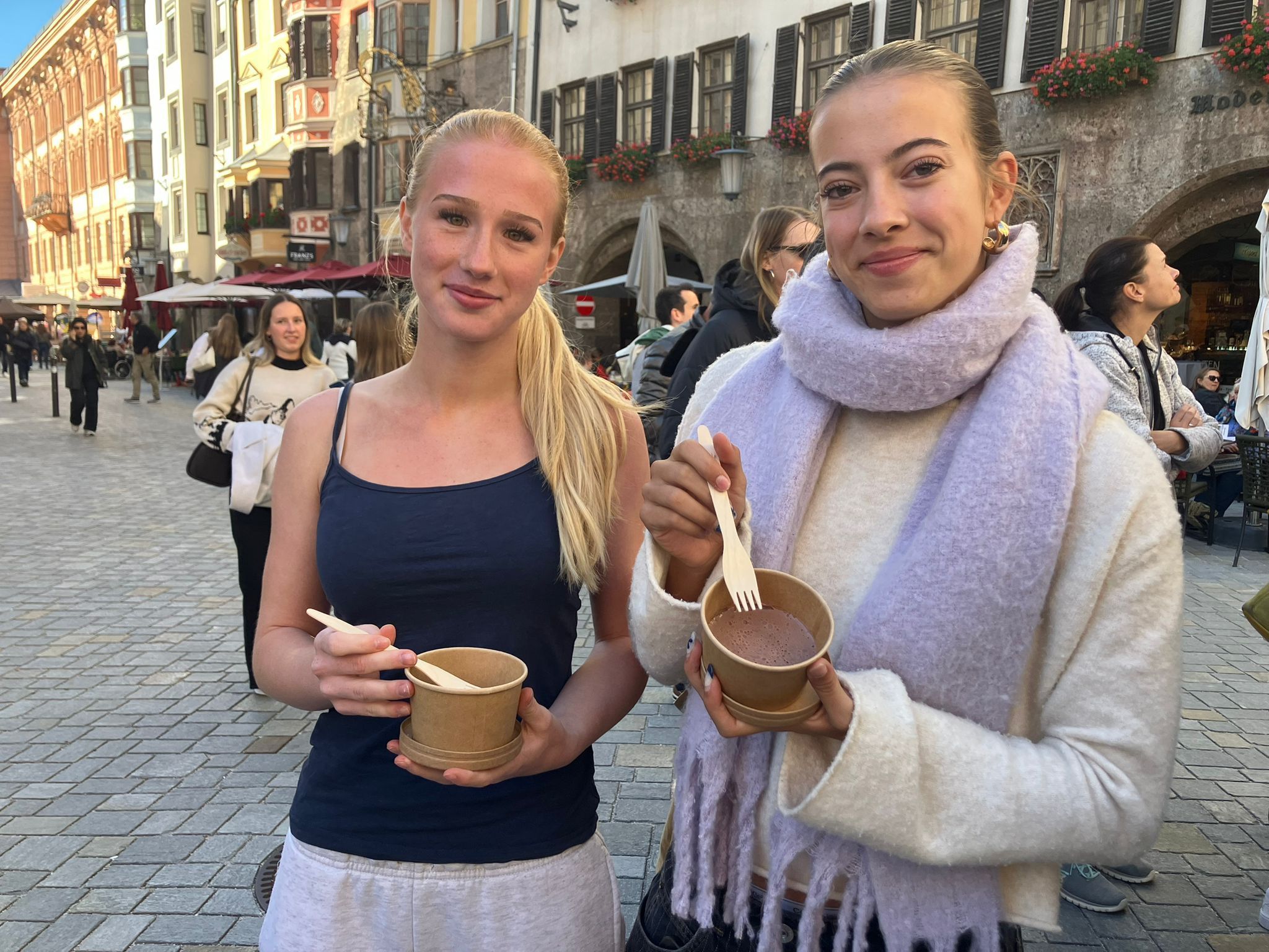 Pudding mit Gabel in Innsbruck