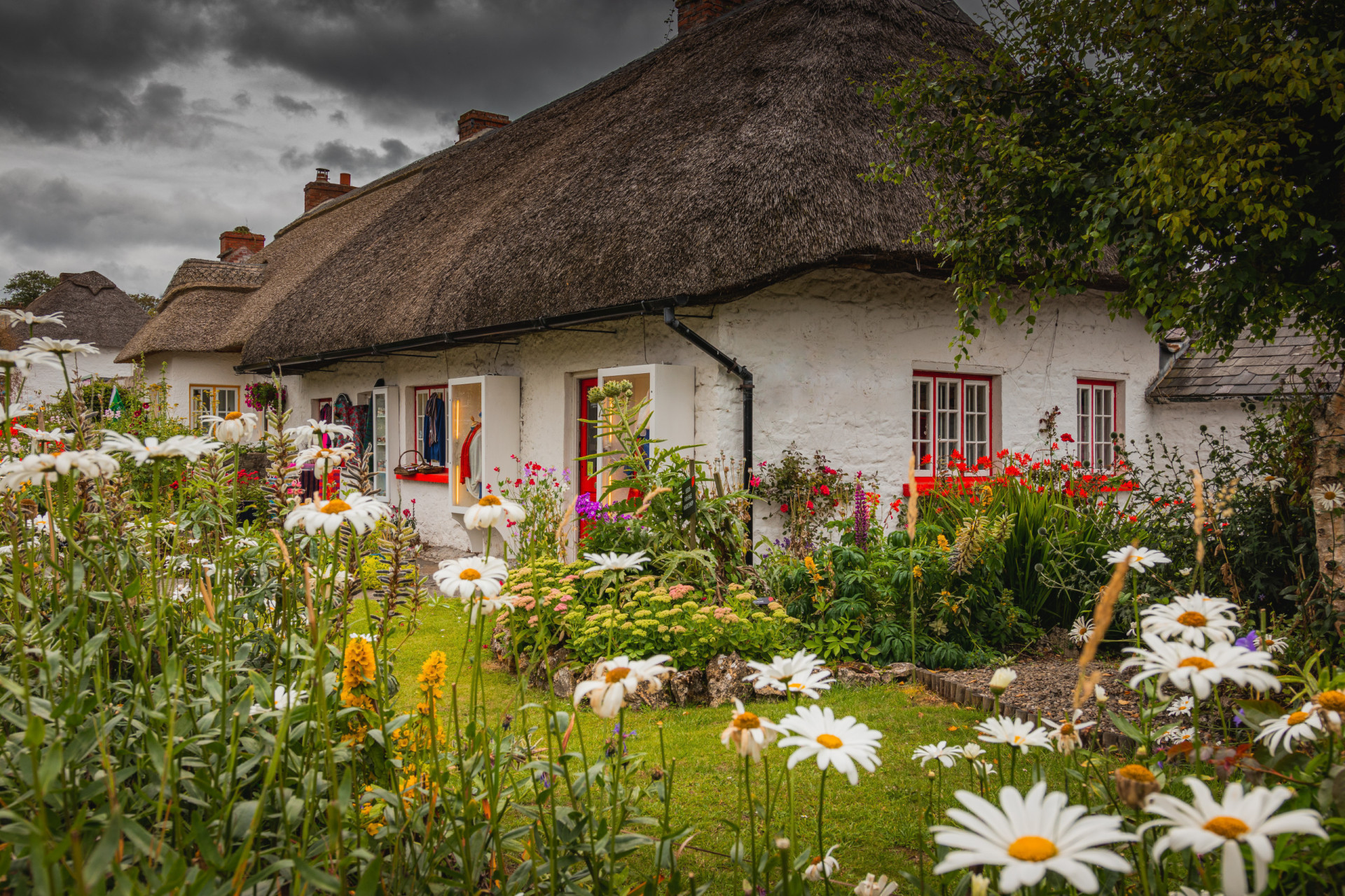 What exactly is cottagecore?