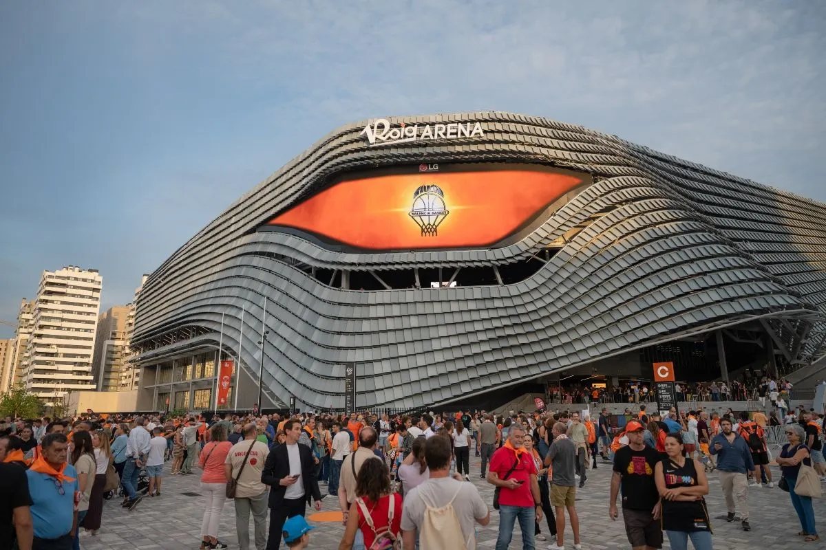 EuroLeague: Φανταστικές στιγμές στην Roig Arena της Βαλένθια στο πρώτο ...