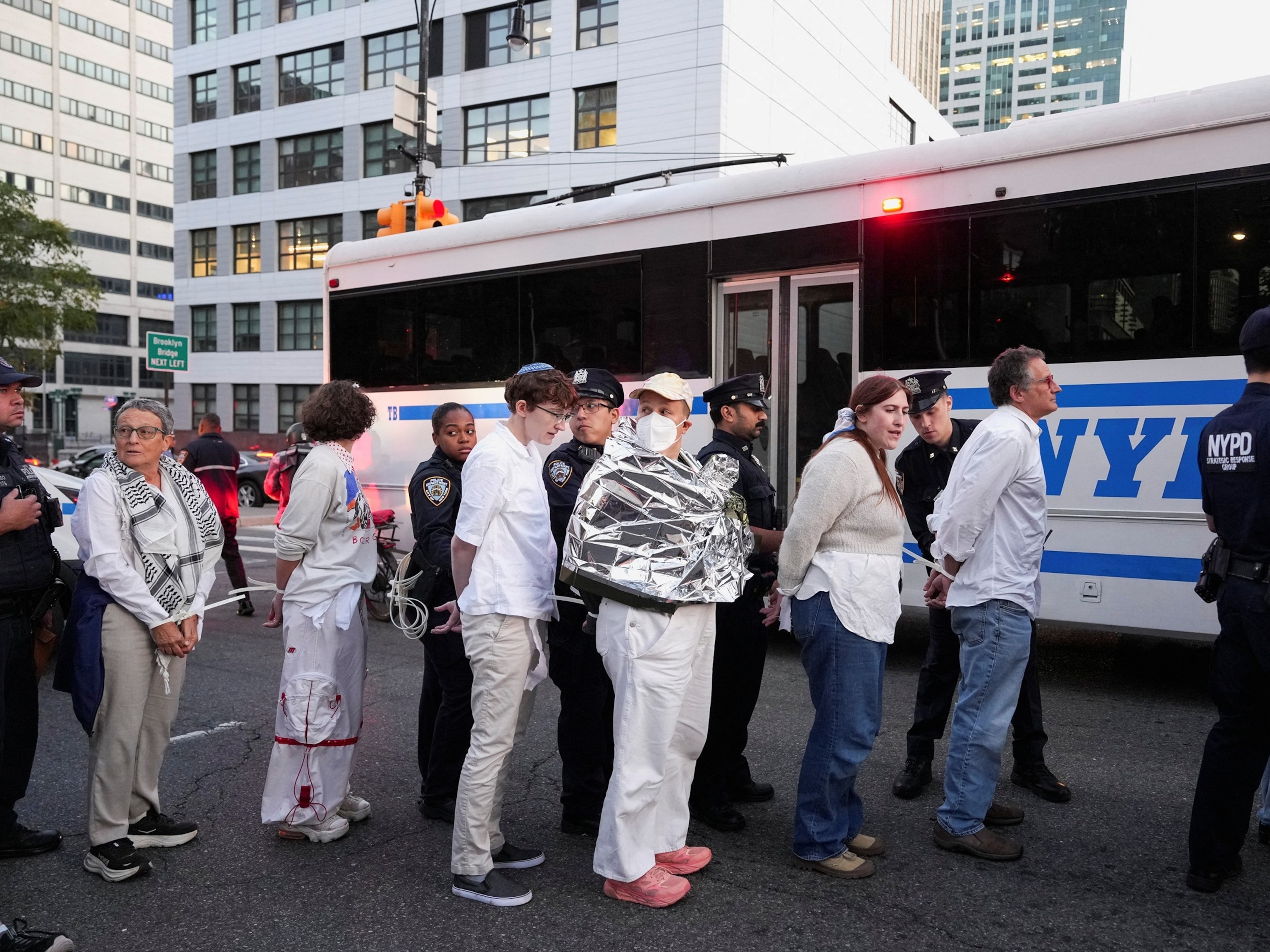 Brooklyn Bridge blockade: 60 pro-Palestine protesters arrested, police say