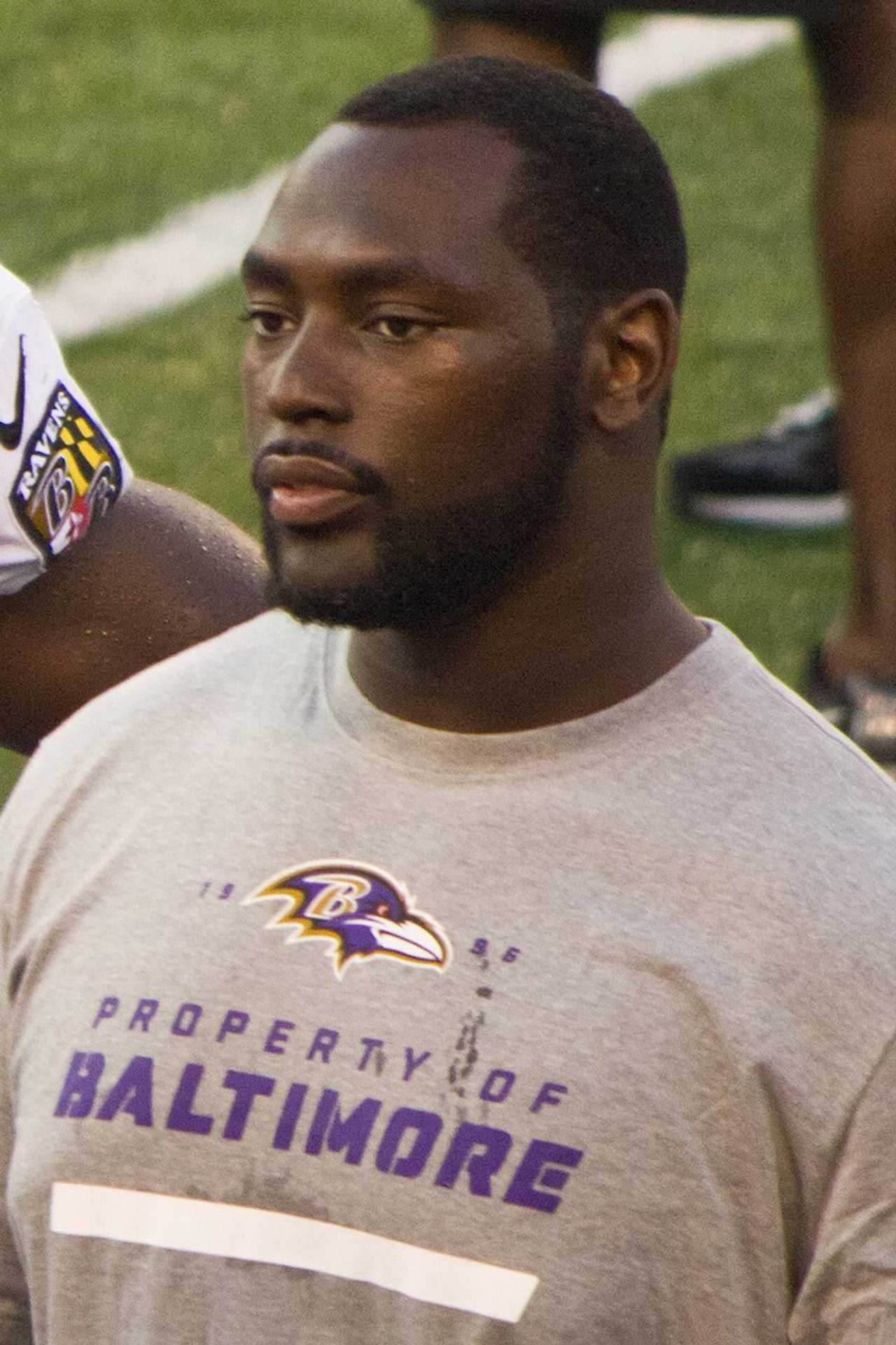 Former Ravens DL Arthur Jones, Brother Of UFC Champ Jon, NFL Star ...