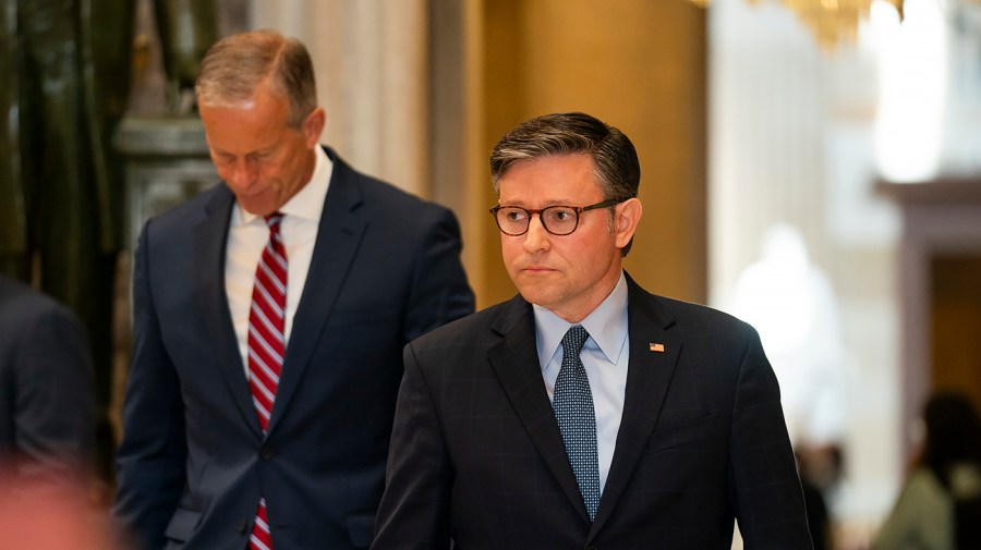 Live updates: Dueling Senate funding bills fail, extending shutdown ...