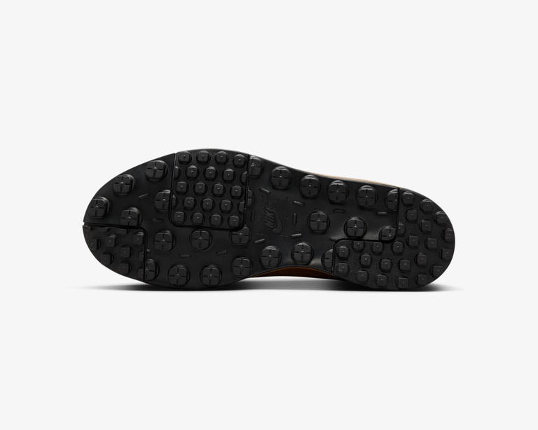 One of Nike’s Best Everyday Sneakers Is Now Equal Parts Rugged and Refined