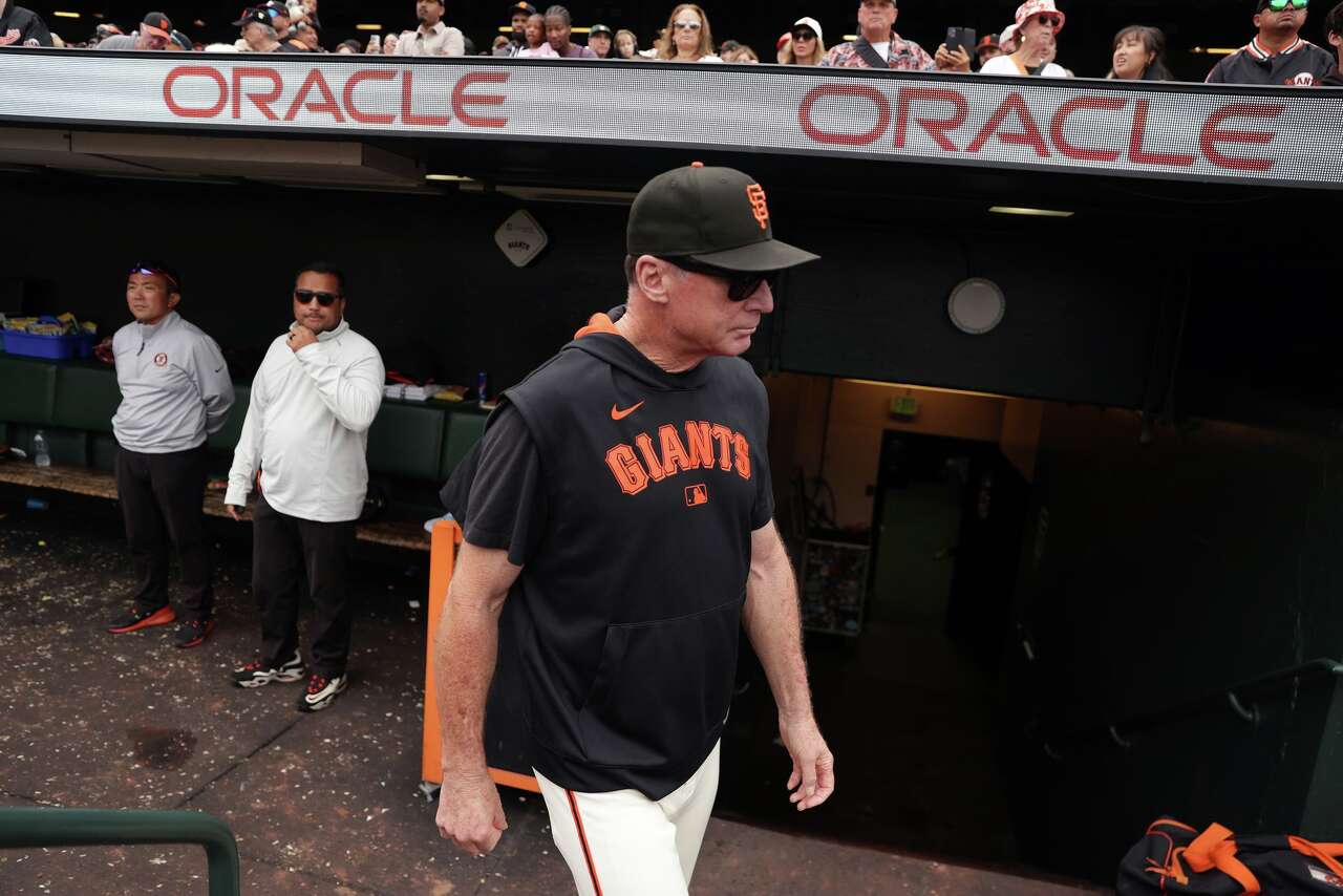 Firing by Giants' Buster Posey puzzles Bob Melvin: ‘I have no regrets'