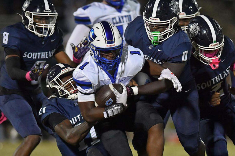 Southeast Raleigh holds off Clayton in high school football game of the ...